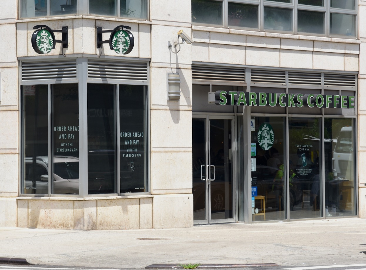 Starbucks increases U.S. hourly wages and adds other benefits for non ...