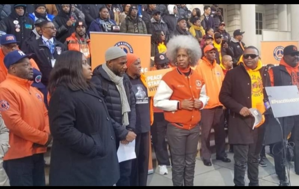 Anti-violence activist Erica Ford to speak at Labor Awards breakfast ...