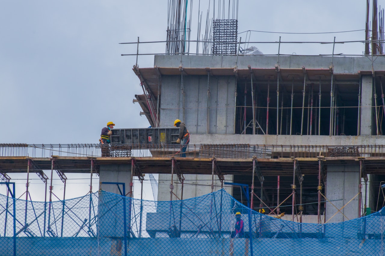20 NYC construction workers died on the job in 2021, new report finds ...