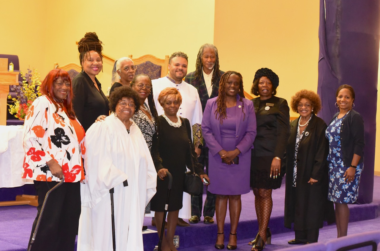 State Sen. Cordell Cleare speaks at St. Stephen’s AME